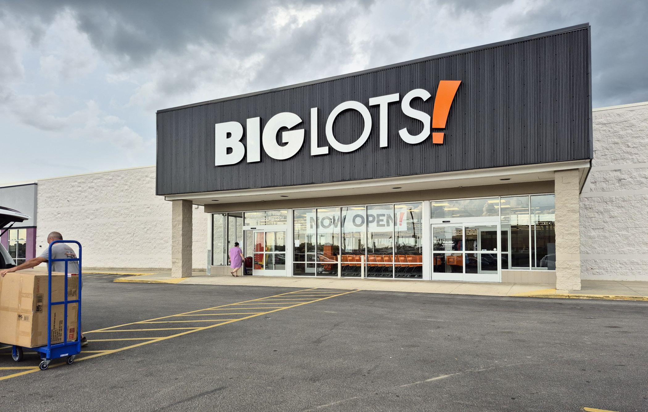 Big Lots | Lumberton Visitor's Bureau